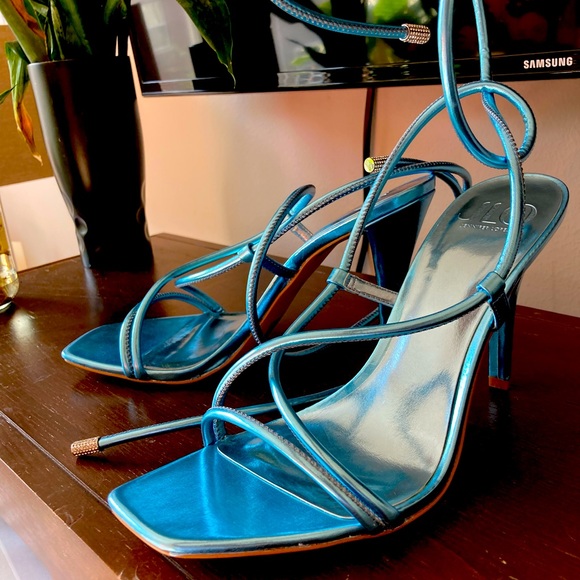 J. Lo | Shoes | J Lo Strappy Sandal | Poshmark